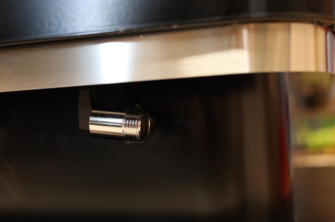 SLS 300 Drain the Air Tank from Condensed Water